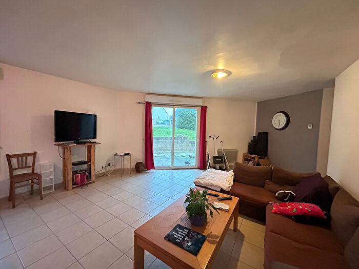 Maison à vendre - La Suze-sur-Sarthe - 6 pièces - 4 chambres