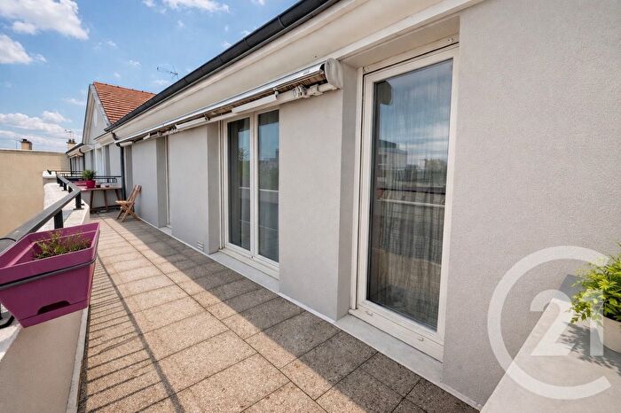 Appartement à vendre - Livry-Gargan, Centre-ville - 6 pièces - 4 chambres