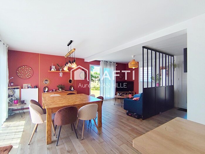 Saint-Derrien : Maison 4 pièces à vendre