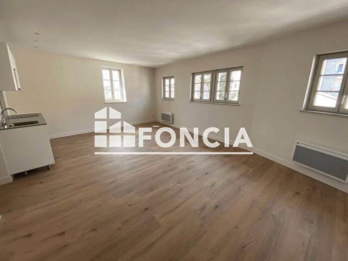 Appartement à louer - Zone Pietonne, Avignon - 2 pièces - 1 chambre