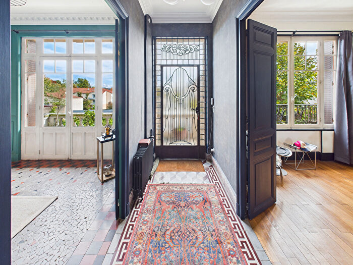 Maison à vendre - Bellerive-sur-Allier - 11 pièces - 4 chambres