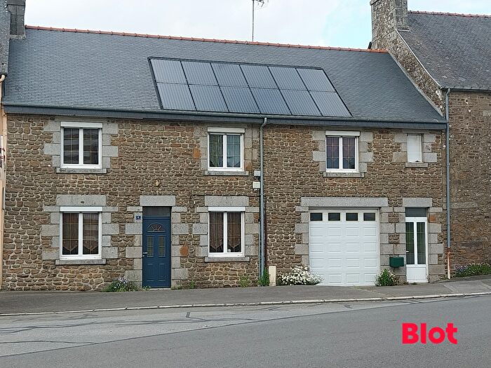 Maison 5 pièces à Saint-Ellier-du-Maine, à vendre