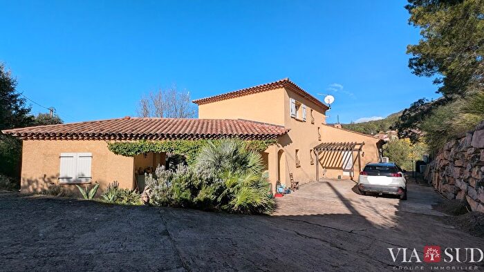 Maison à vendre - Roquebrun - 7 pièces - 5 chambres