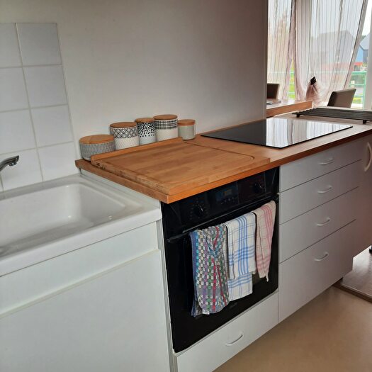 Appartement à vendre - Saint-Berthevin - 4 pièces - 3 chambres