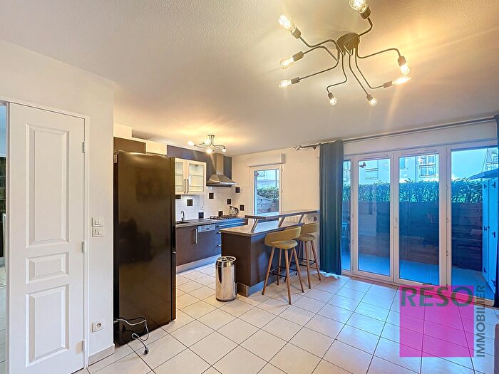 Appartement à louer - Gaillard - 2 pièces - 1 chambre