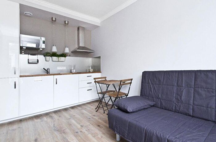 Appartement 2 pièces à Montmartre, Paris ème arrondissement, à louer