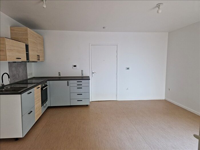 Appartement 2 pièces à louer à Limay, Gare, Lycée, Robespierre