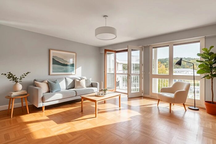 Appartement à vendre - Avon, Bercelle, Gare - 4 pièces - 3 chambres