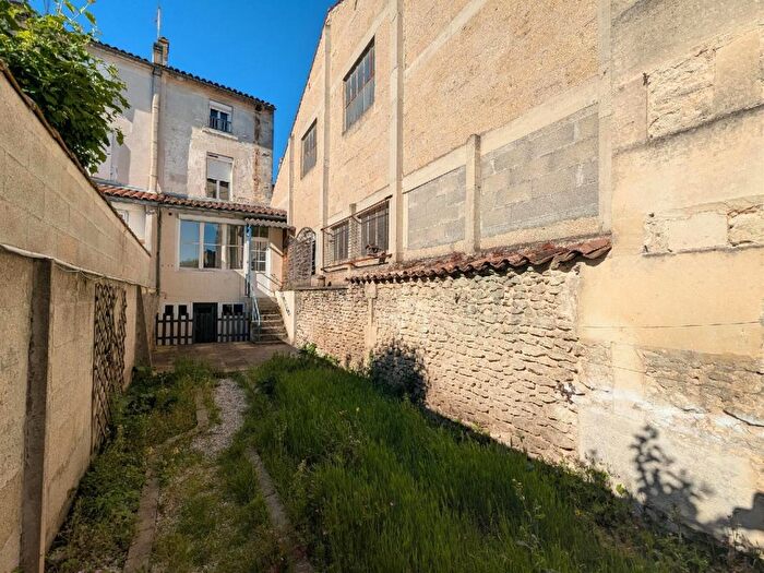 Cognac, Champ de Foire - Maison 5 pièces à louer