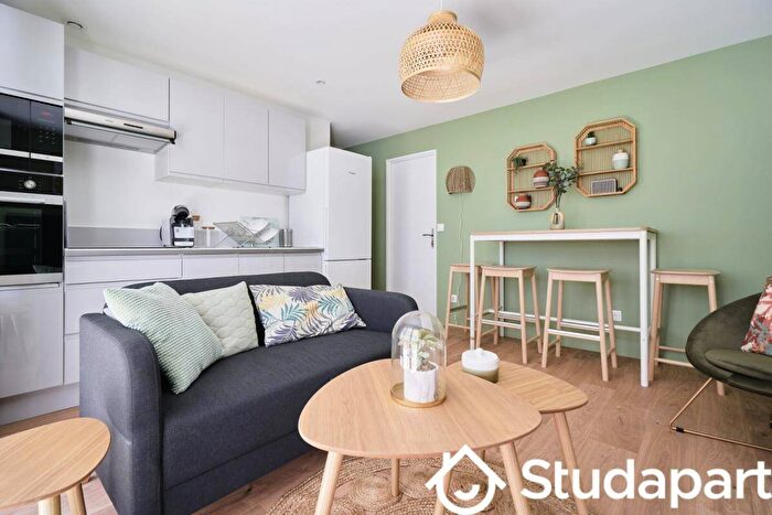 Appartement à louer - Haussonville-Blandan-Donop, Nancy - 1 pièce - 3 chambres