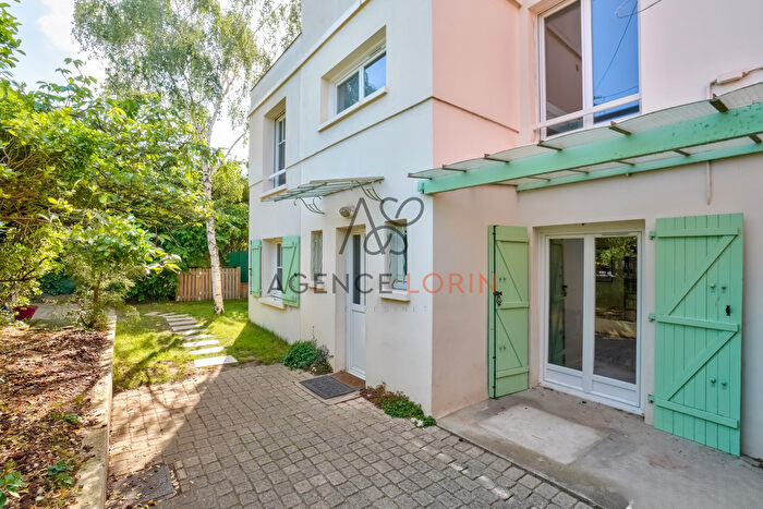 Maison à vendre - Chatou - 5 pièces - 3 chambres