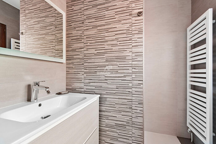 Maison à vendre - Saint-Germain-en-Laye, Hennemont - 4 pièces - 3 chambres