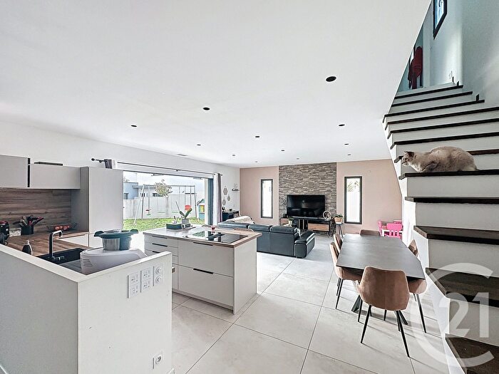 Maison à vendre - Pignan - 5 pièces - 3 chambres