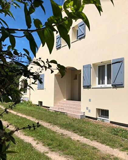 Appartement 1 pièce à Étréchy, à louer