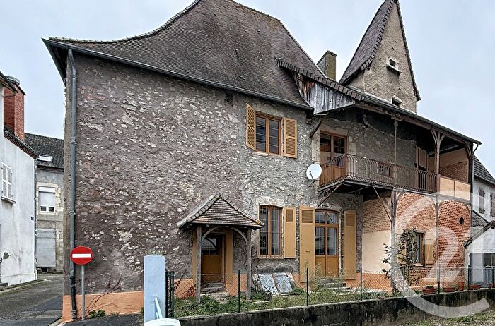 Maison à vendre - Varennes-sur-Allier - 8 pièces - 3 chambres