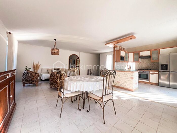 Maison à vendre - Saint-Hilaire-de-Brethmas - 6 pièces - 4 chambres