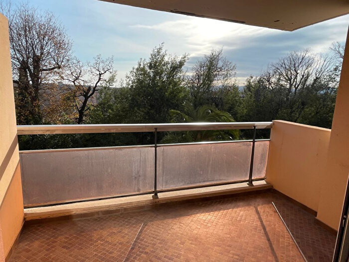 Appartement à vendre - Fréjus, Gallieni - 2 pièces - 1 chambre