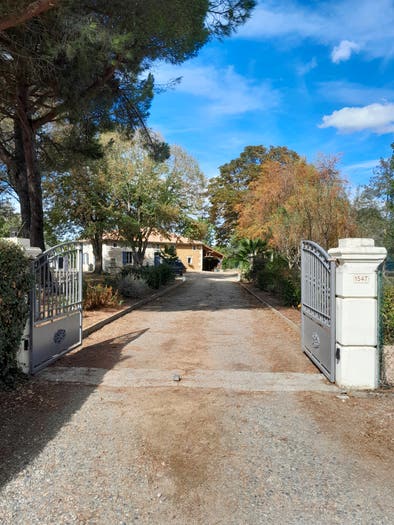 Maison 9 pièces à vendre à Le Pin
