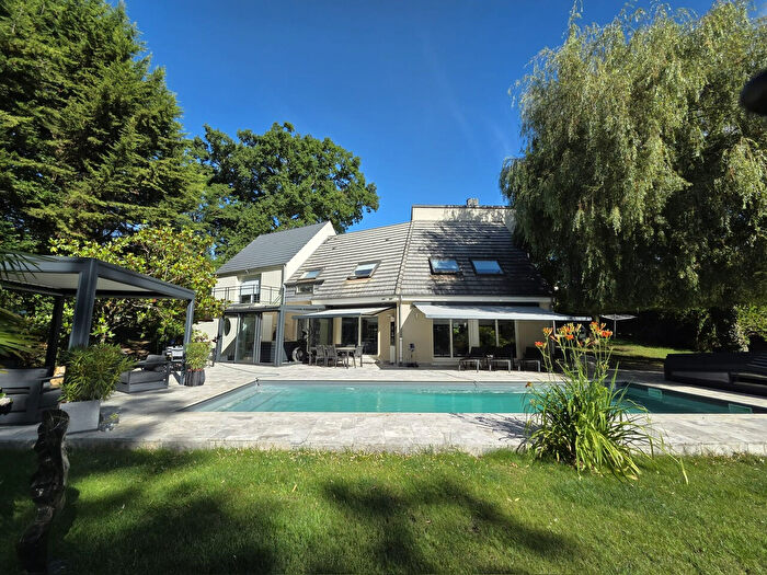 Saint-Fargeau-Ponthierry - Maison 8 pièces à vendre