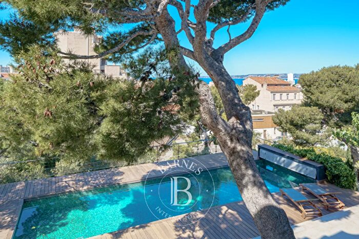 Maison 5 pièces à louer - Marseille 7ème, Bompard