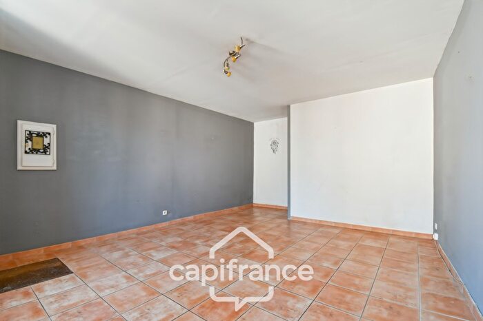 Maison à vendre - Saint-Jean-dAngély - 3 pièces - 2 chambres