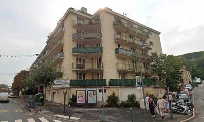 Appartement à louer - Le Centre, Meudon - 4 pièces - 3 chambres