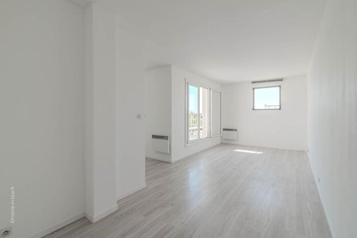 Noisy-le-Grand, Ouest : Appartement 1 pièce à vendre