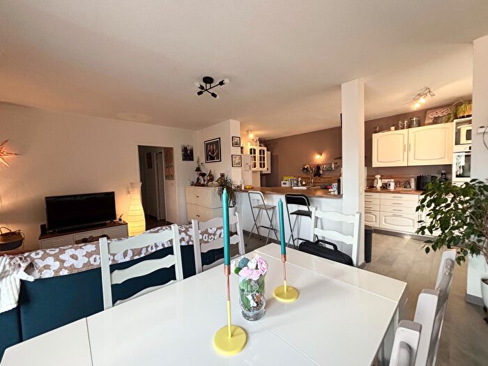 Appartement à vendre - Villeneuve-dAscq, Cousinerie - 4 pièces - 3 chambres