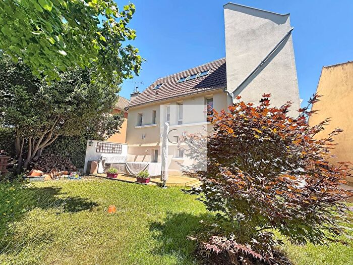 Maison 6 pièces à vendre à Chevilly-Larue, Larue
