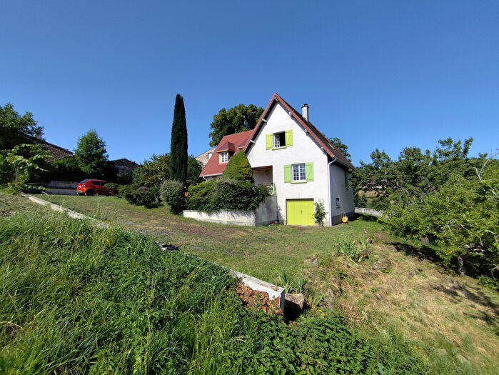 Maison à vendre - Soleymieux - 7 pièces - 5 chambres