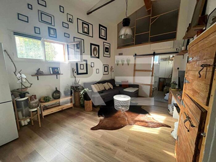 Maison à vendre - Nages-et-Solorgues - 4 pièces - 3 chambres