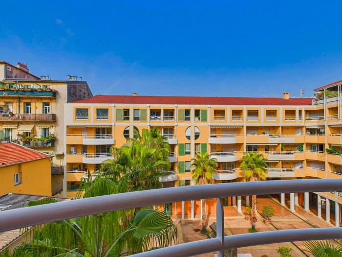Le Port, Nice : Appartement 2 pièces à louer