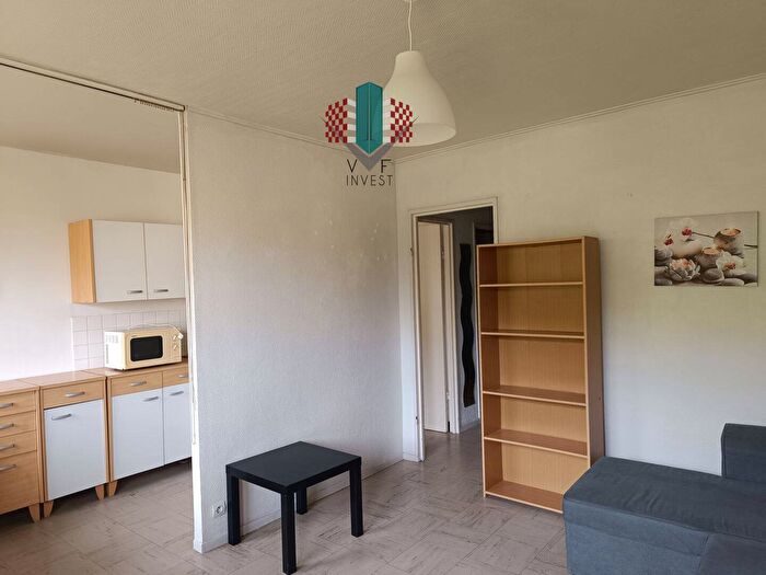 Appartement 1 pièce à Évreux, à louer