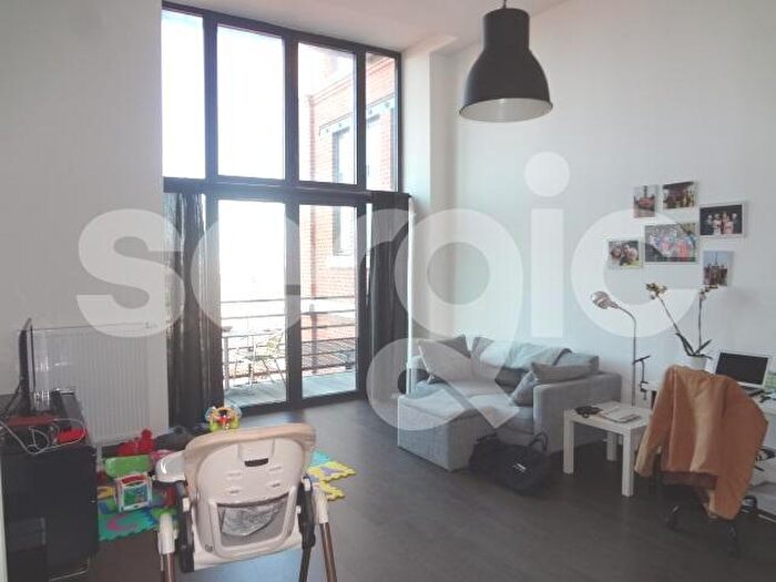 Appartement à louer - Hellemmes-Lille, Hellemmes Centre-ville, Pavé du Moulin - 3 pièces - 2 chambres