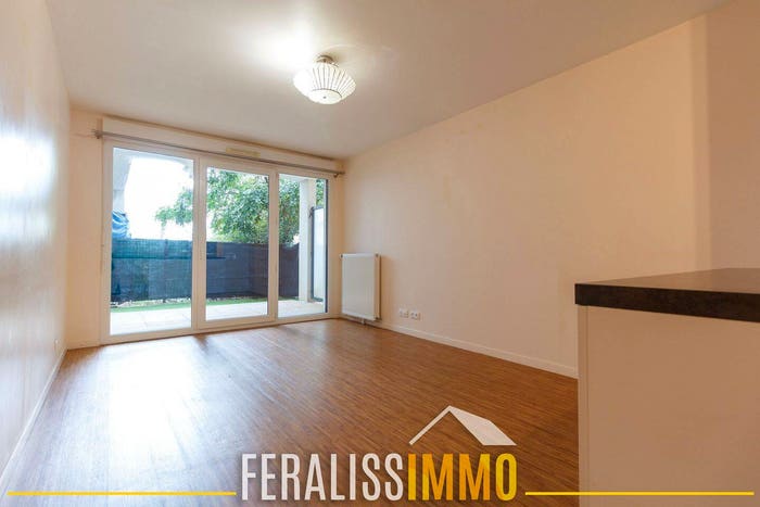 Appartement 4 pièces à Les Bruzacques, Jouy-le-Moutier, à louer