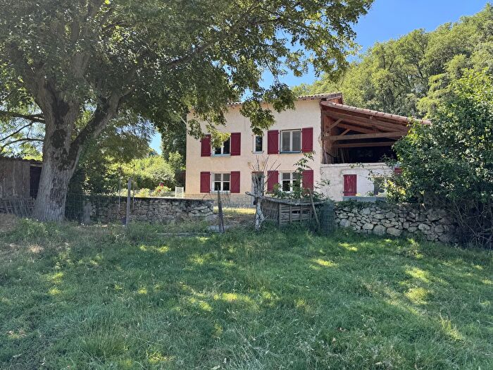 Maison à vendre - Aurignac - 9 pièces - 6 chambres