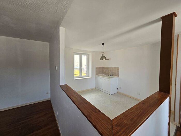 Laneuveville-derrière-Foug : Appartement 3 pièces à louer