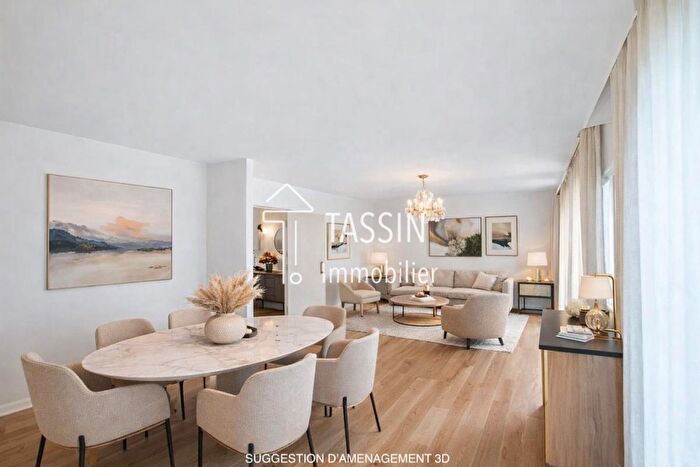 Tassin-la-Demi-Lune, Charles de Gaulle - Appartement 4 pièces à vendre
