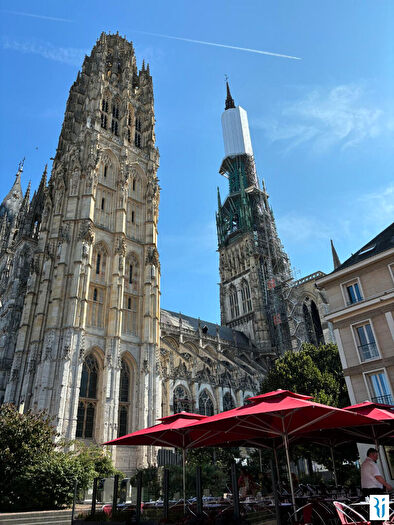 Appartement à vendre - Rouen, Vieux Marché, Cathédrale - 2 pièces - 1 chambre