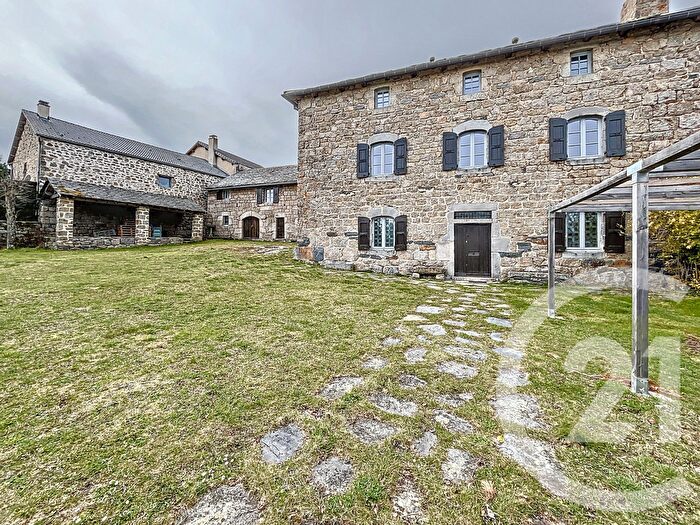 Maison à vendre - Saint-Jeures - 10 pièces - 8 chambres