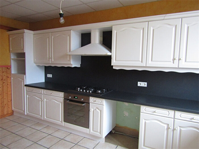 Appartement 6 pièces à louer à Charmes