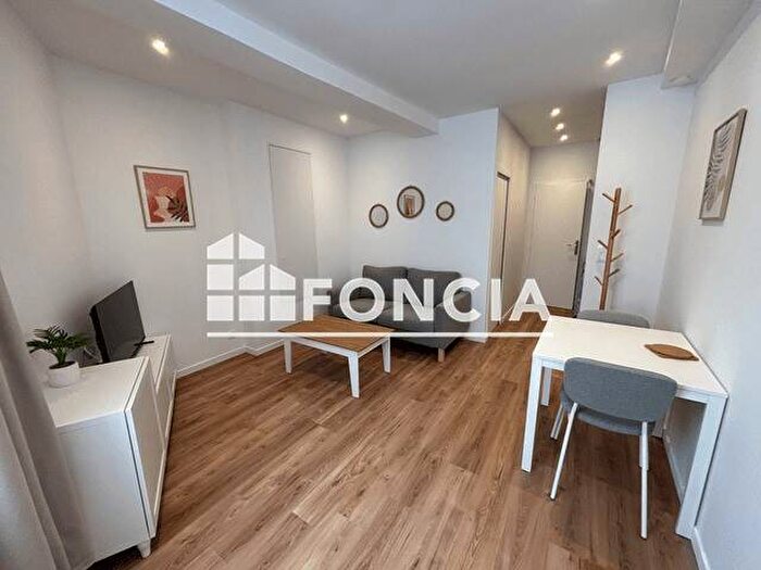 Appartement à louer - XIV Juillet, Pau - 1 pièce