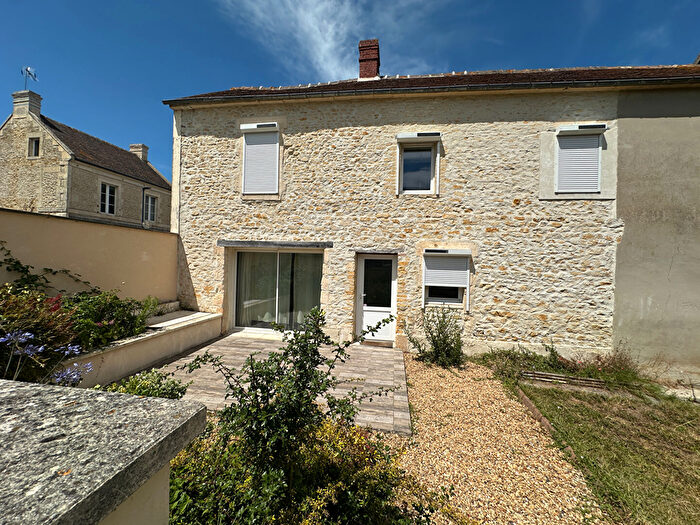 Maison 3 pièces à Moult, à louer