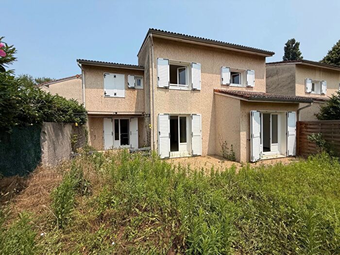 Maison à vendre - Saint-Clair-du-Rhône - 5 pièces - 4 chambres