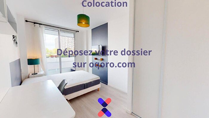Les Essarts, Bron : Appartement 6 pièces à louer