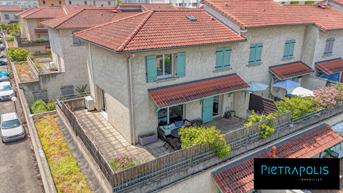 Appartement à vendre - Lyon e , Grand Trou, Moulin à vent, Petite Guille - 5 pièces - 4 chambres