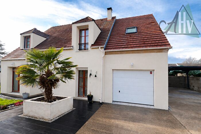 Maison à vendre - Courlon-sur-Yonne - 7 pièces - 4 chambres