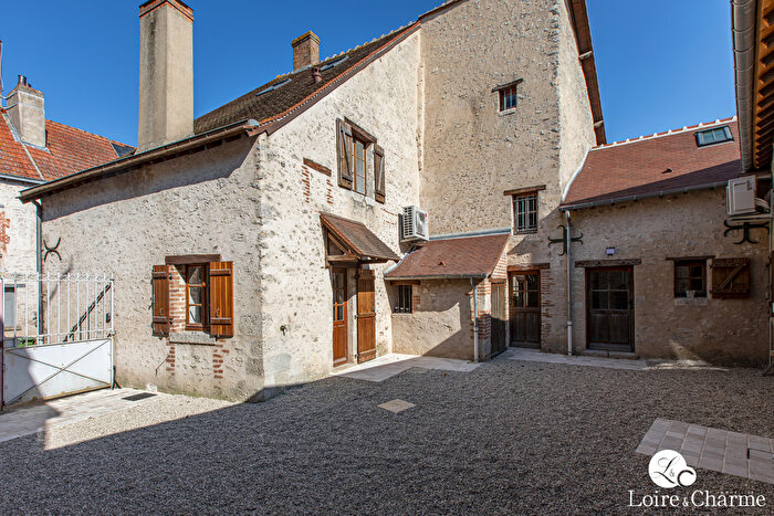 Maison 9 pièces à Saint-Dyé-sur-Loire, à vendre