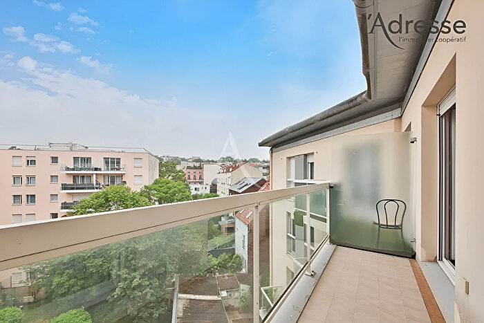 Appartement 4 pièces à Suresnes, Carnot, Gambetta, à vendre