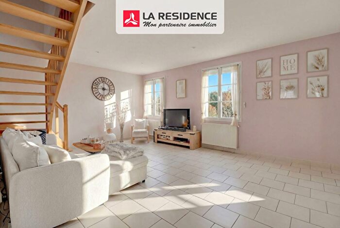 Maison à vendre - La Chaussée-Saint-Victor - 4 pièces - 2 chambres